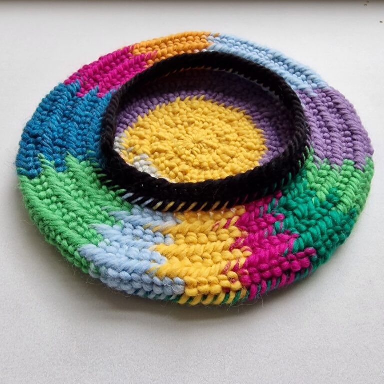 Basic stitches and my first YouTube video’s. – Needlebinding.com